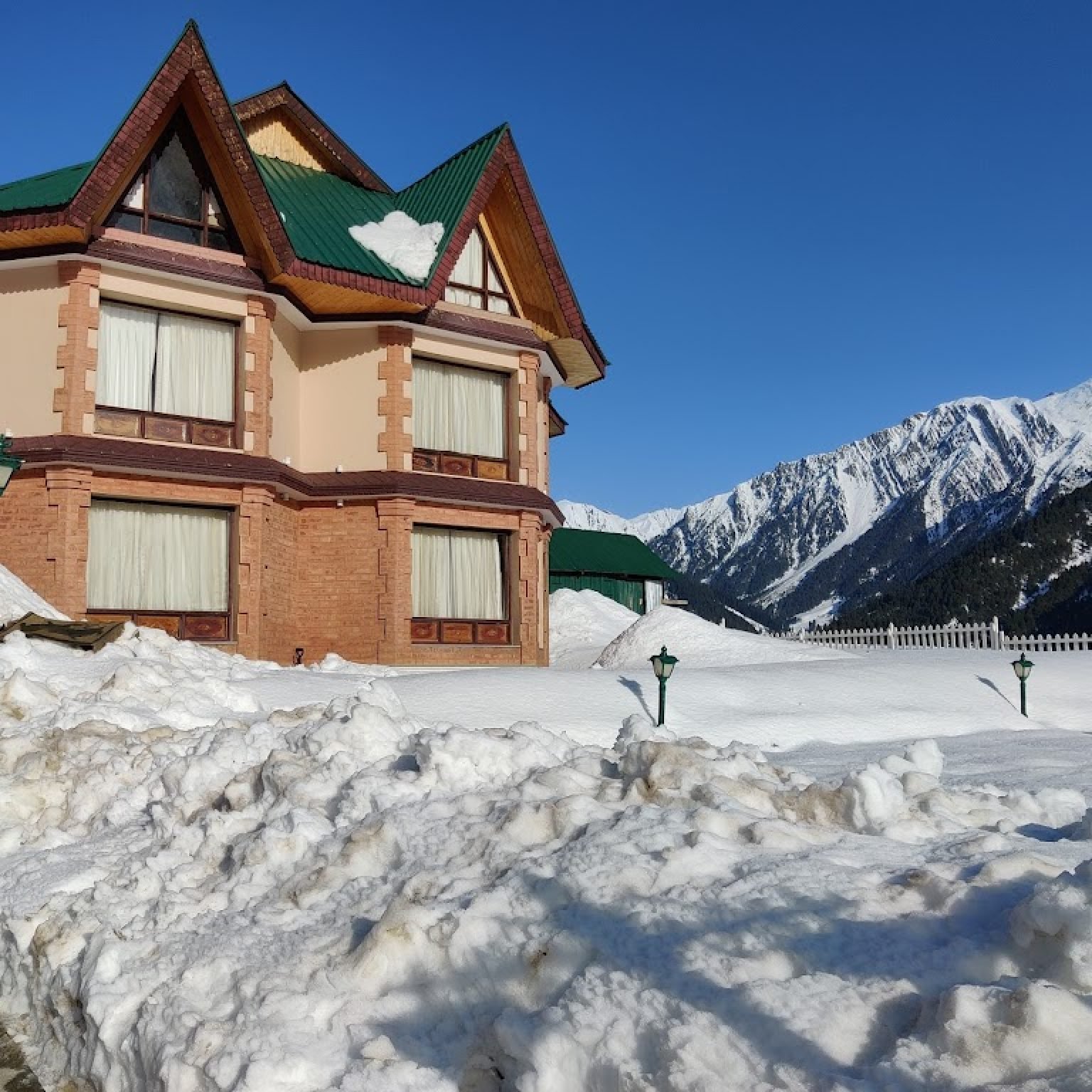 Sonmarg: Complete Tour Guide - All Information at one place - Tripmore